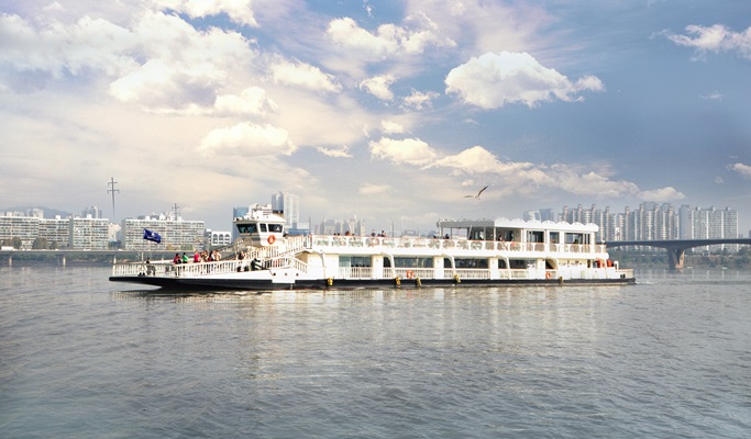 Han River Cruise (Day & Night) Ticket - Trazy, Korea's #1 Travel Guide